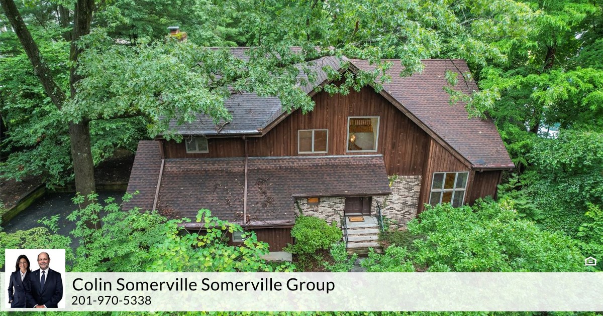 14 Arthur Ct, Montvale, NJ 07645